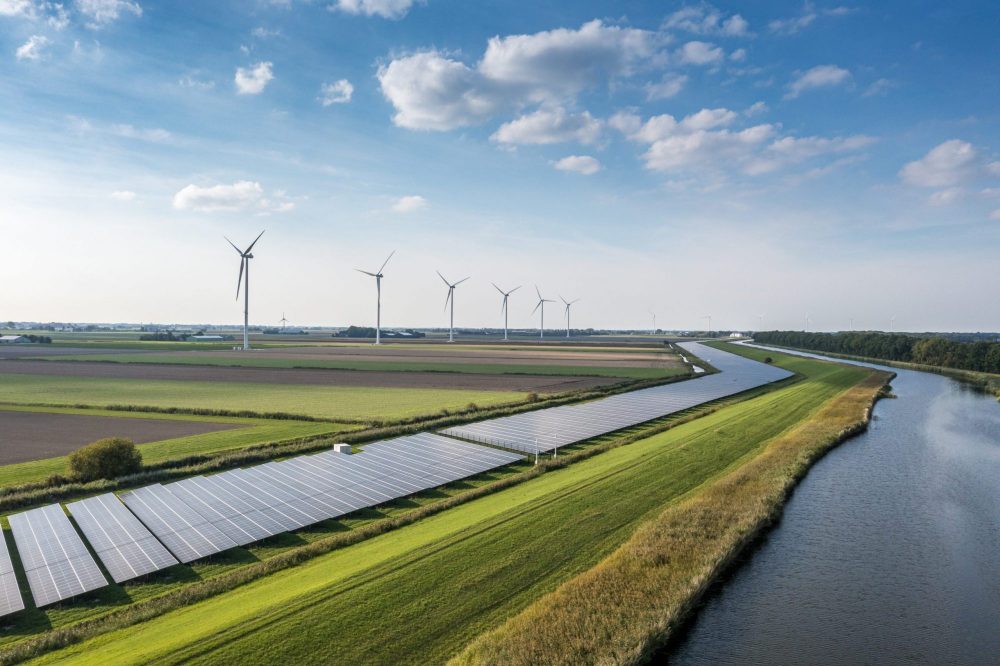 Santander Bank Closes $250 Million Deal with Wind Turbine & Energy ...