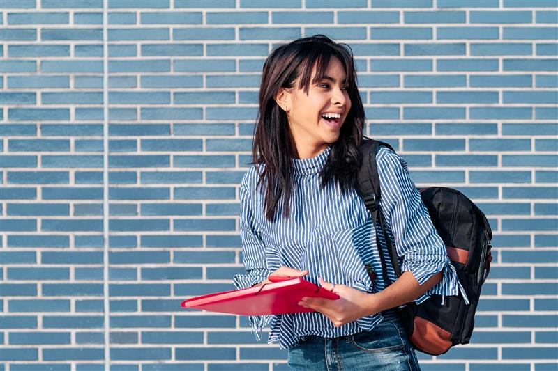 Santander US Launches New Scholarship Initiative to Expand Access to ...